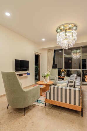 Apartamento, 3 quartos, vista parcial para o mar | Interior