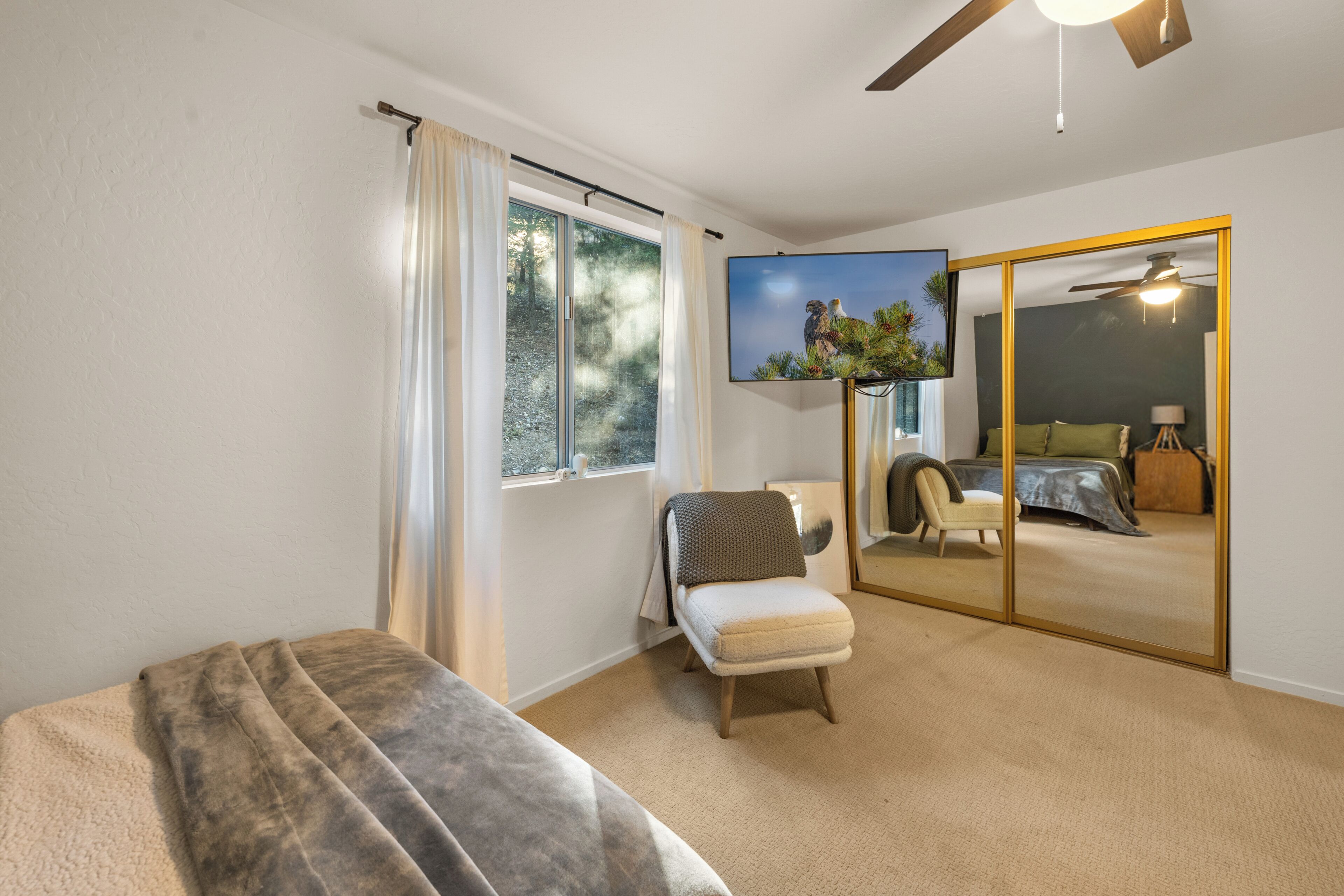 Cabana, sacada, vista para a montanha