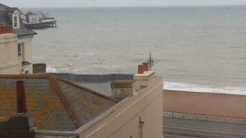 Apartamento, 2 quartos, lareira | Fachada