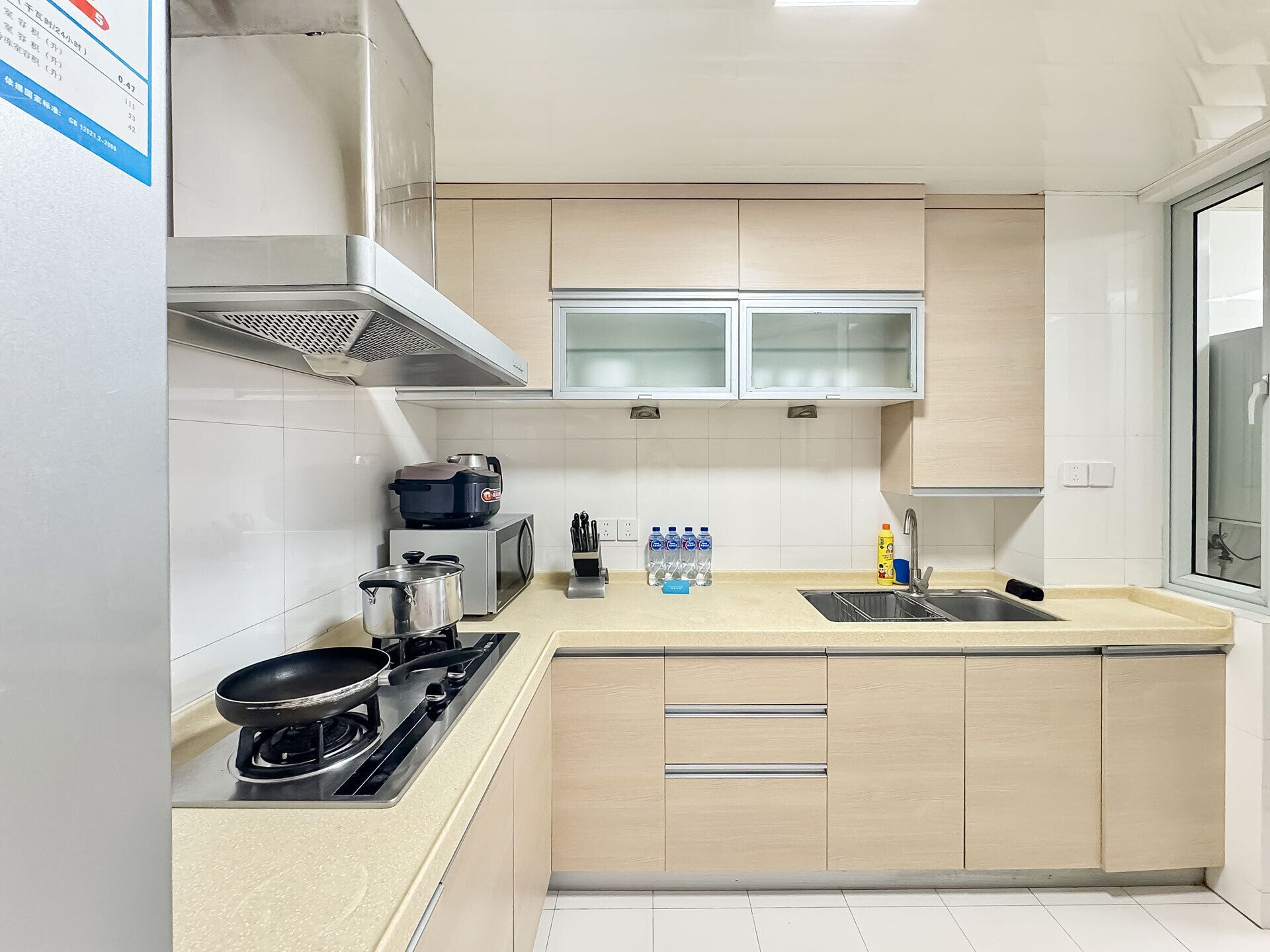 Suíte superior, vista para a cidade | Cozinha privada