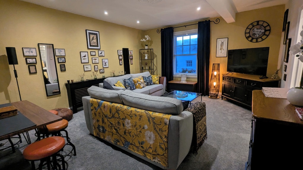 Swallows Nest Central Cirencester Apartment Sleeps 1-4 - Bibury