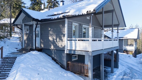 Villa Magnolia 1 - Cozy Villa With Sauna - Jyväskylä