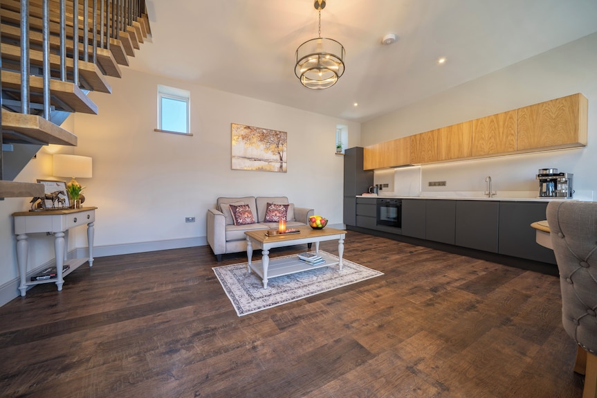 Luxury 1-bedroom Beautifully Converted Courtyard Stable Near Superb Kinsale - Carrigaline