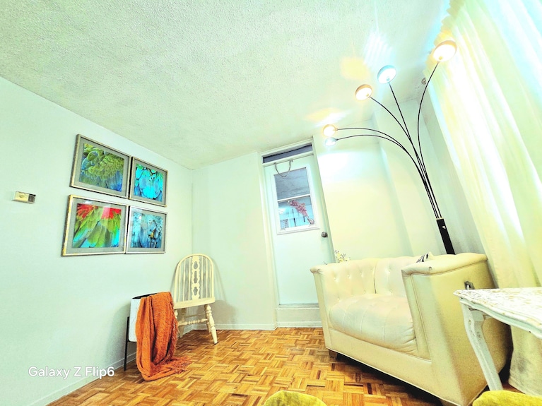 Cozy Haven - ヴォーン