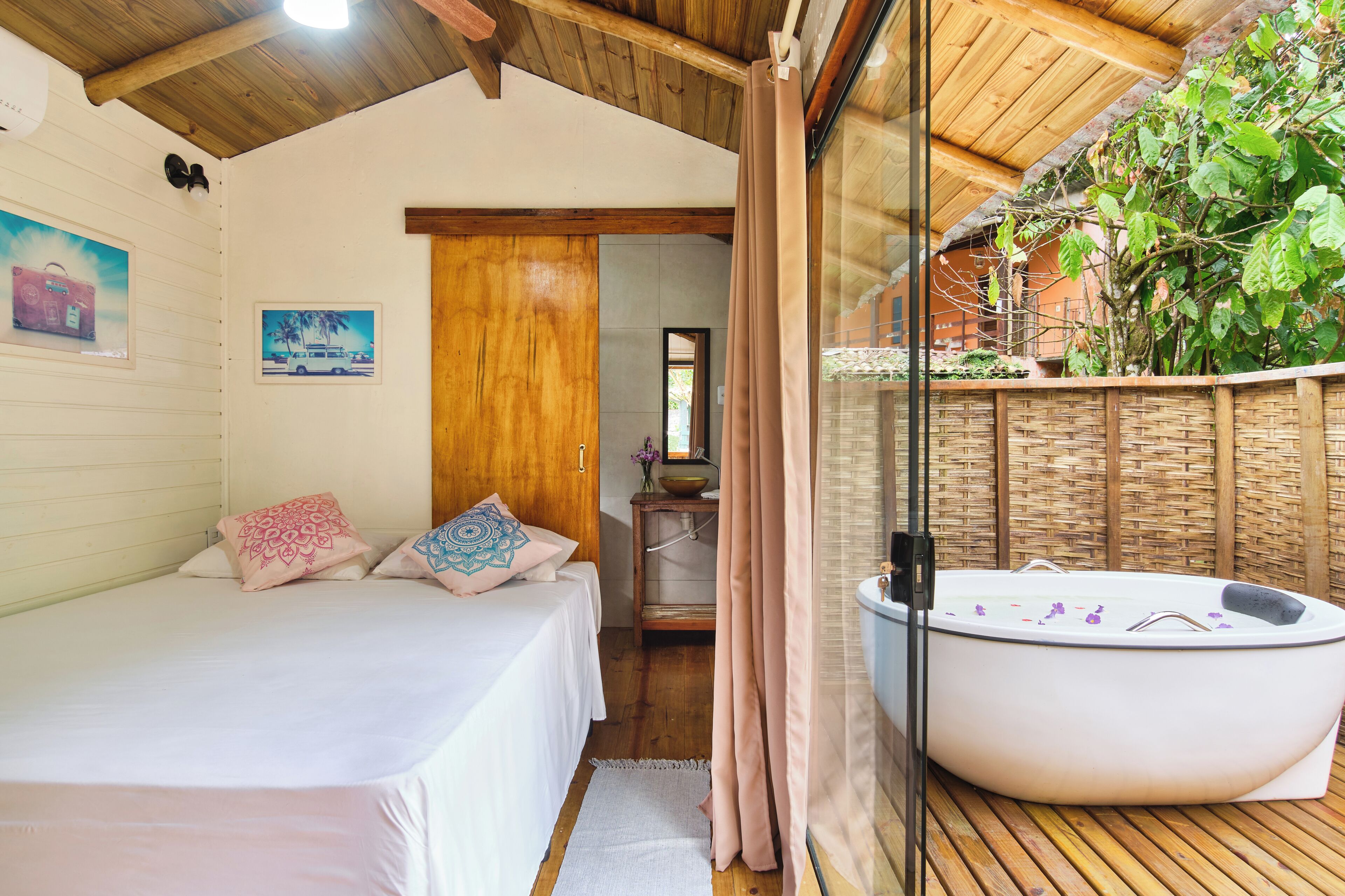 A 10 Minutos Da Praia, Linda Tiny House Em Meio A Mata Atlântica Com Ofurô -Blue - Ubatuba