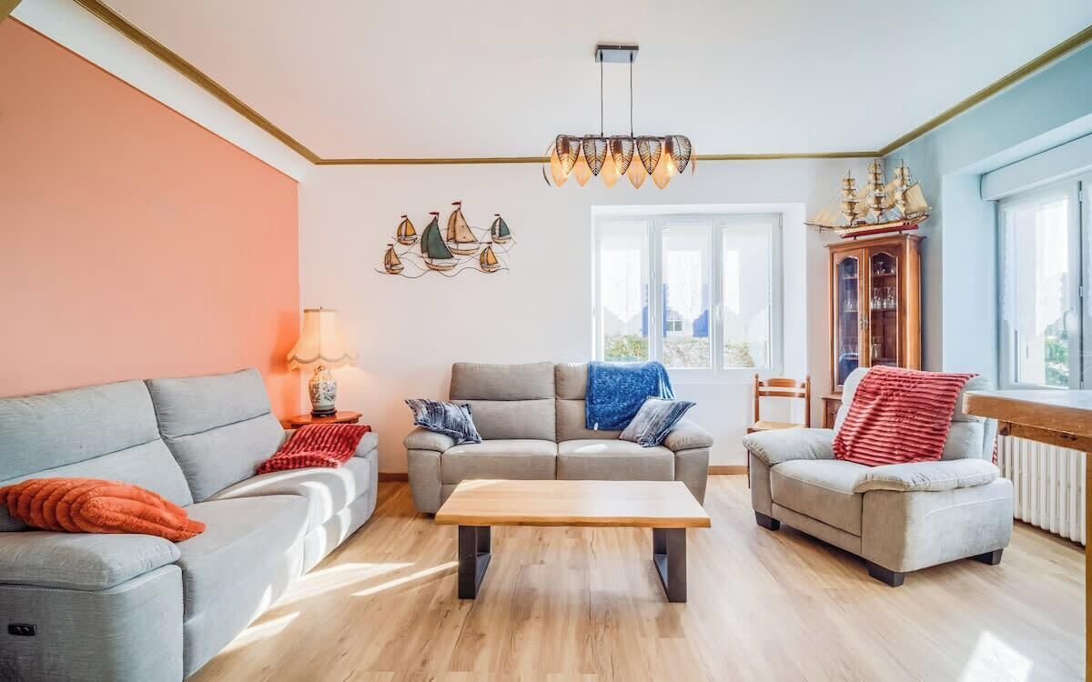 Spacieuse Résidence De Famille Cadre Privilégié - Pont-l'Abbé