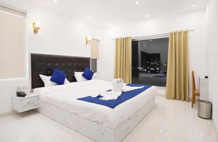Quarto casal premium, vista para a montanha | Roupas de cama antialérgicas, escrivaninha, quartos à prova de som