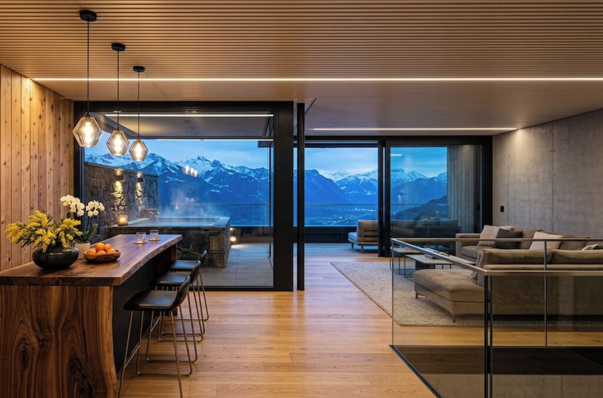 Exquisite Prime Hirafu Chalet With Outdoor Jacuzzi And Fire Pit - Hokkaido