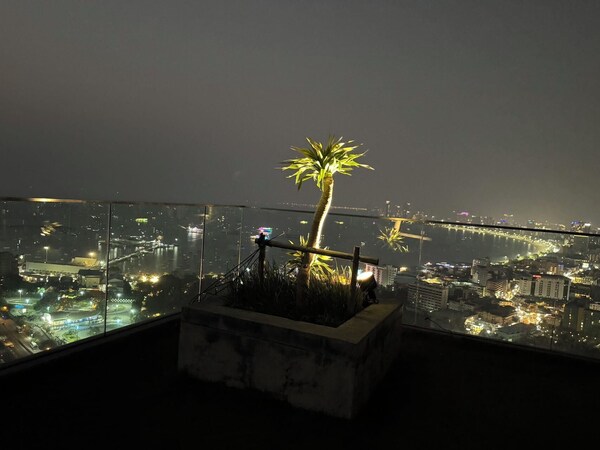 Unixx South Pattaya Condominium - Pattaya City