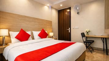 Quarto Duplo Económico, Vista para a cidade | Secretária, Wi-fi grátis