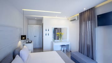 Double or Twin Room with Private Terrace and Outdoor Hot Tub | Wi-fi grátis, roupa de cama fornecida