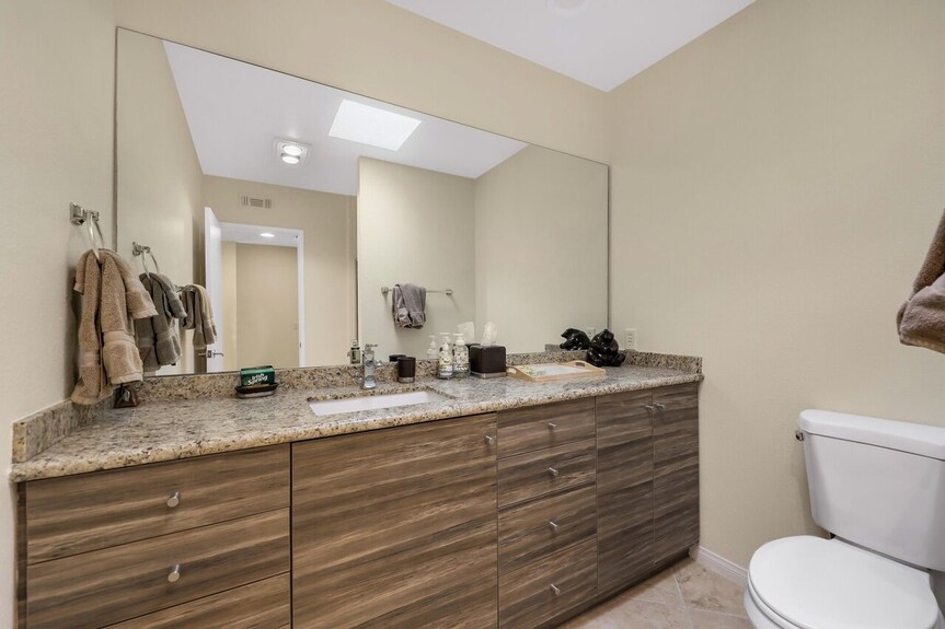 Modern Fairway Retreat With Pool Access In Bermuda Dunes Country Club. - Bermuda Dunes, CA