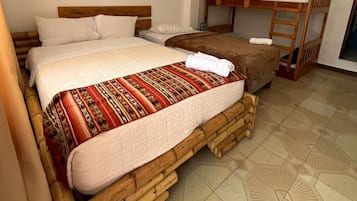 Quarto Quádruplo Familiar