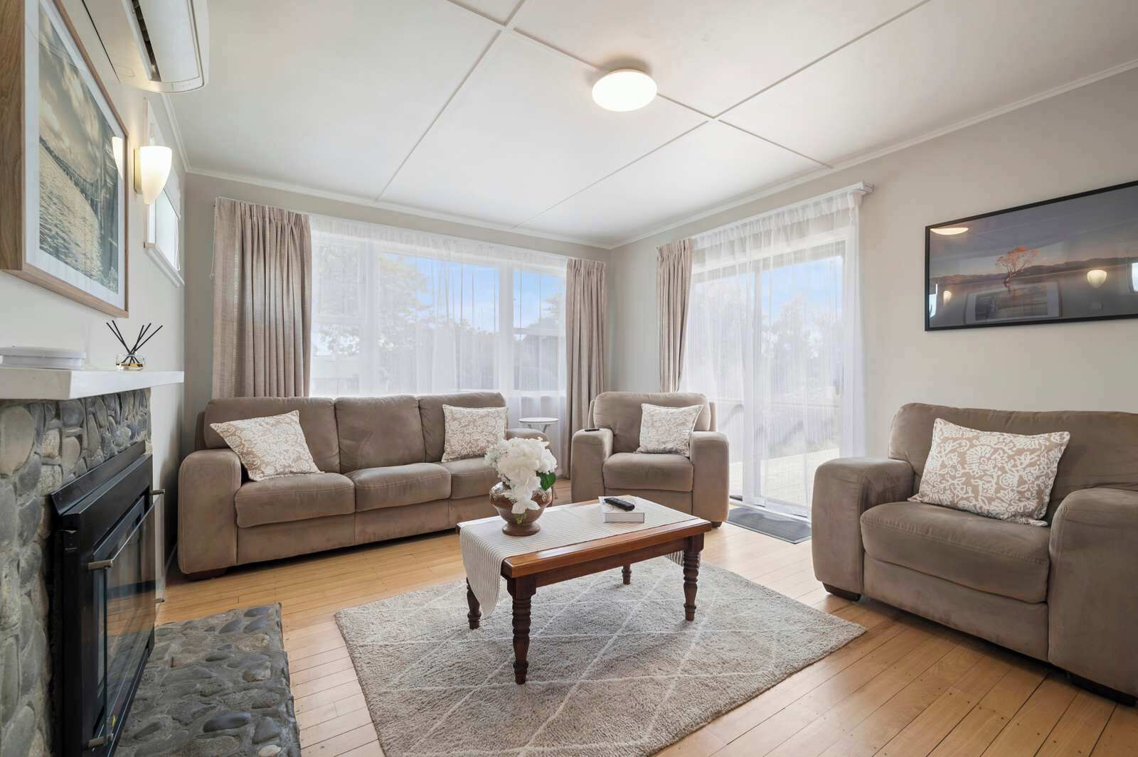 Red Door 56 - Ride To Redwoods, Sleeps 4 - Rotorua
