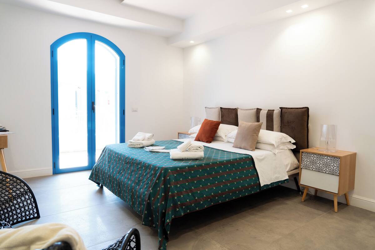 Quarto Júnior | Cofre no quarto, Wi-fi grátis, roupa de cama fornecida 