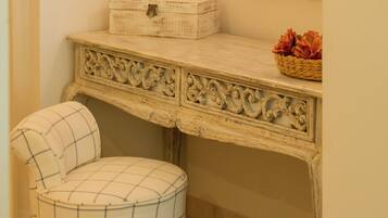 Vila superluxo, sacada, vista para o jardim | Parte interna