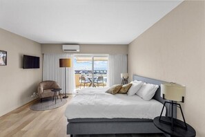 Quarto casal superior, sacada, vista para o mar