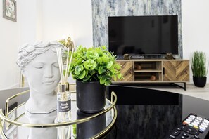 Casa, 3 quartos, acessível, pátio | Sala