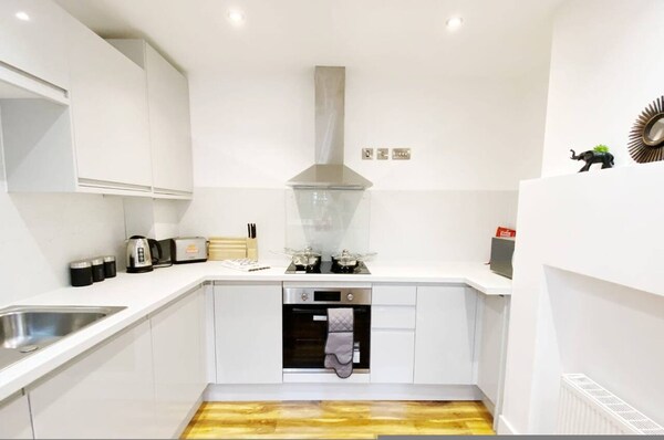 De Pary 2 Modern Bedford Apartment- Near Town Centre - Bedford, Royaume-Uni
