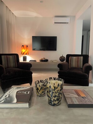 Apartamento, 2 quartos, varanda | Sala de estar