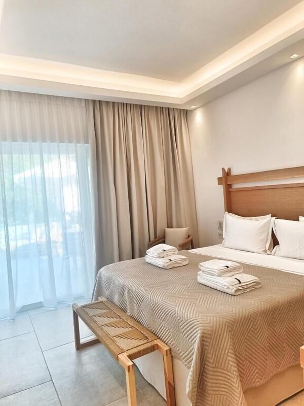 Delmar Suites Syros - Сирос