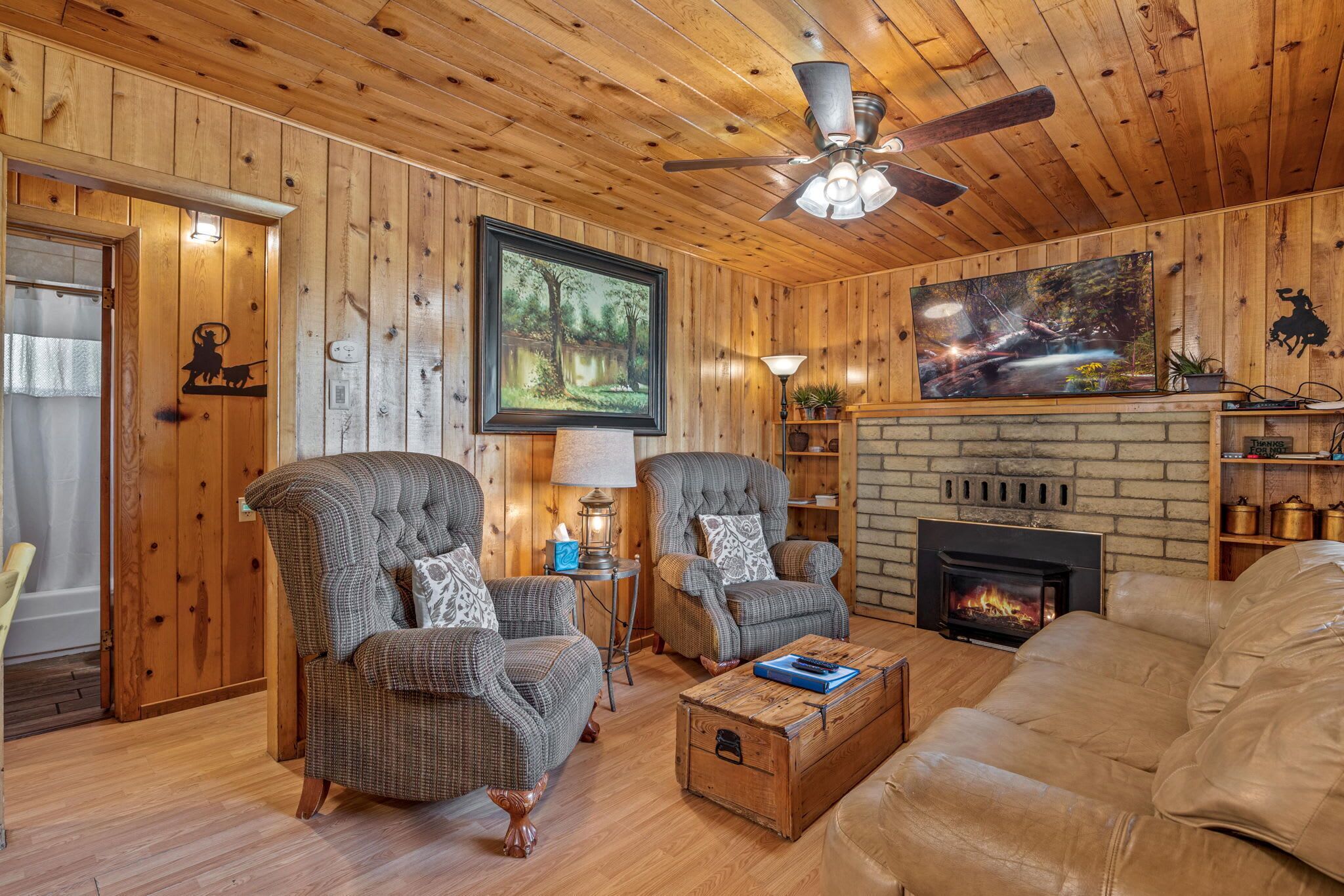 Lazy Trout Spruce Cabin - Greer, AZ