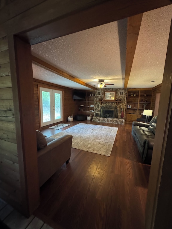 Waterfront Authentic Log Cabin In Charming Anacoco - Louisiana