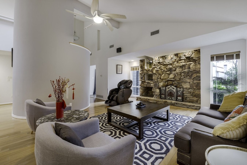 10 Sleeper | Pool Access, Ac, - 갈랜드