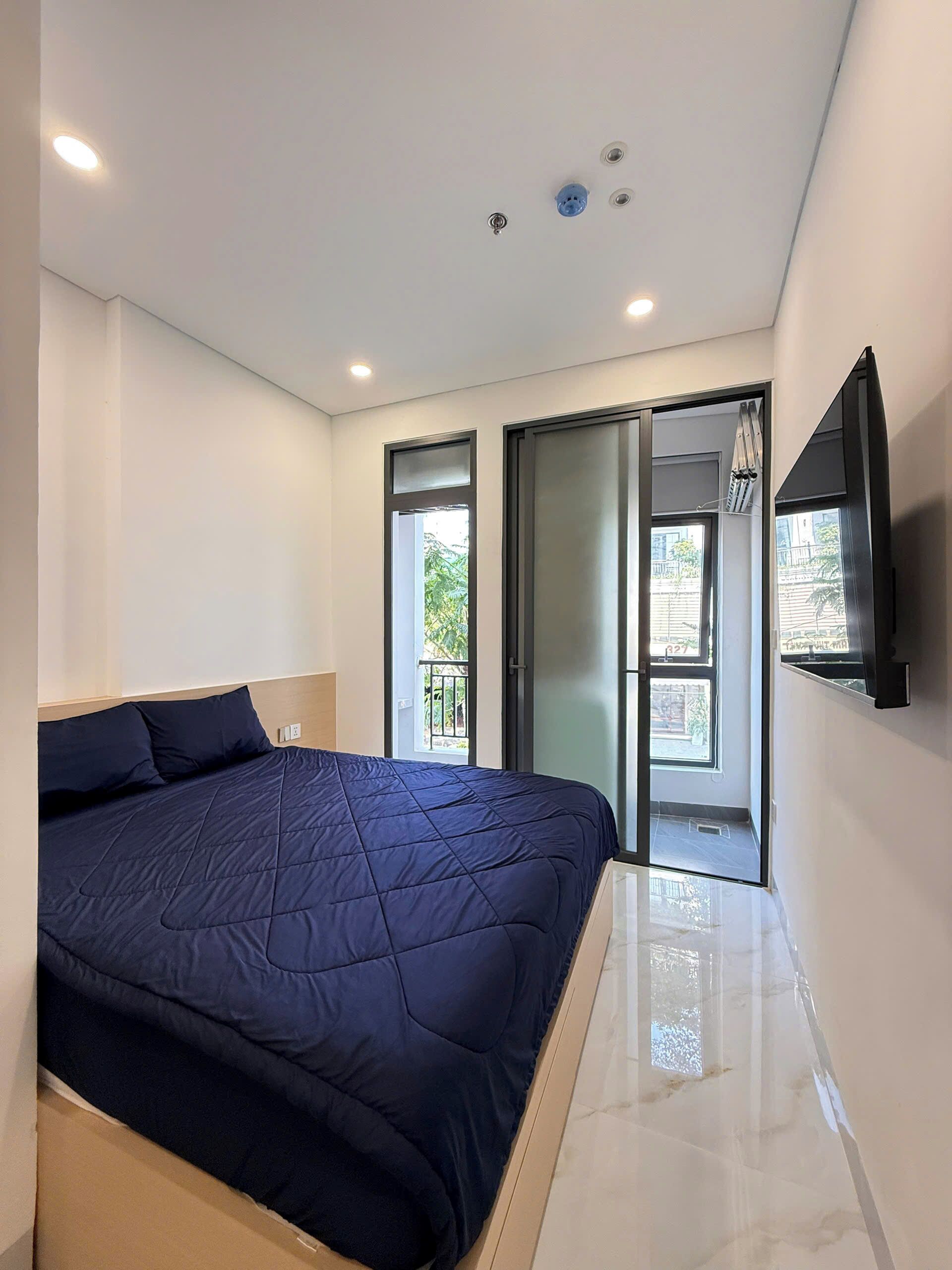 Estúdio standard, sacada, vista para a cidade | Escrivaninha, Wi-Fi de cortesia, roupa de cama