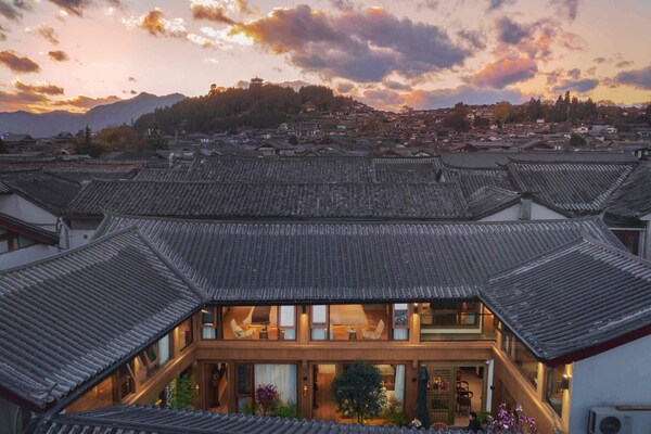 Suyintang Resort Courtyard - Lijiang