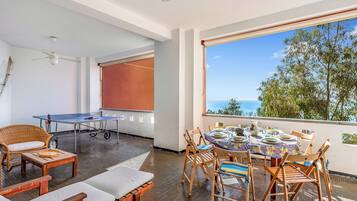 Apartamento Standard, vários quartos, 2 casas de banho (Appartamento Nel Verde Due Passi Dal) | Refeições ao ar livre