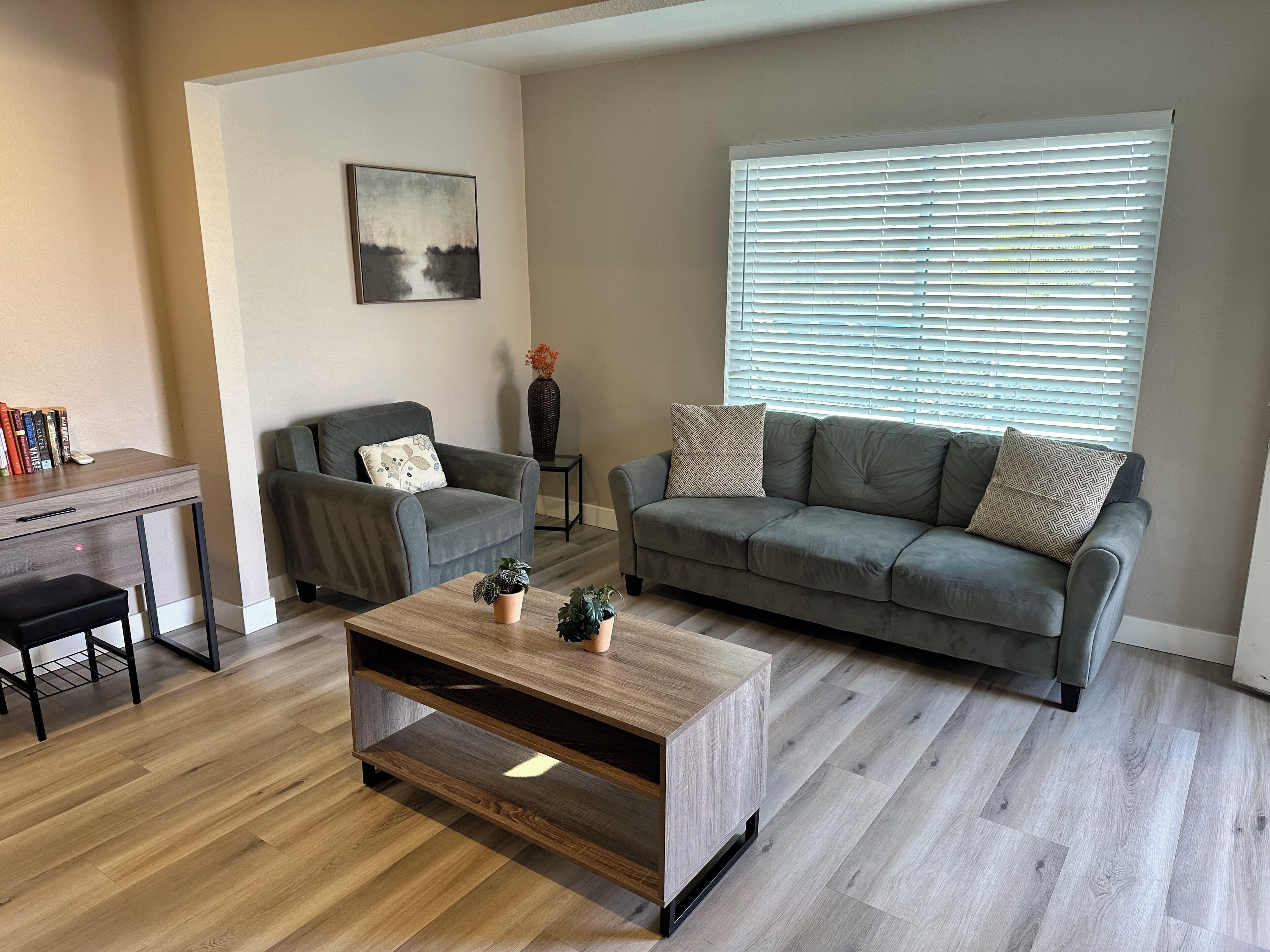 Cozy 1-bedroom Apartment In Heard Of Downtown Las Vegas With Ac - Las Vegas, NV