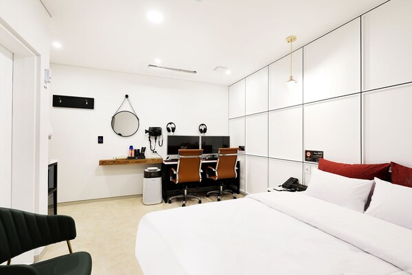 Hotel Brown Dot (Dongducheon Central Station) - 동두천시