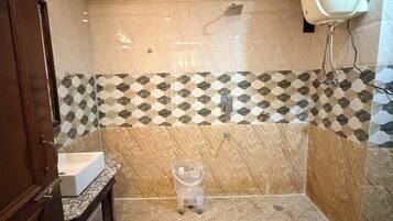 Quarto luxo | Banheiro