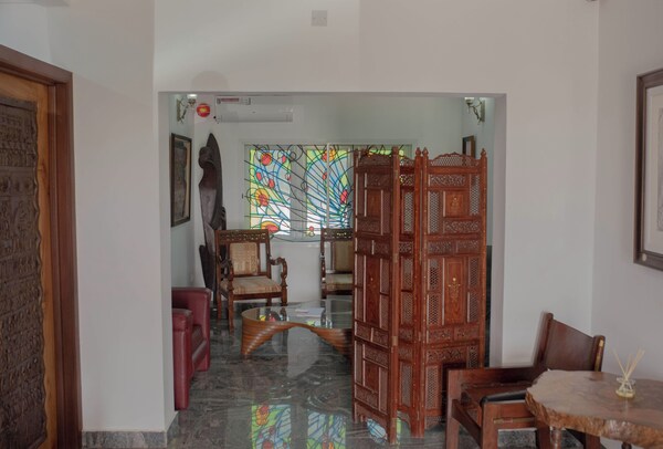 Orisun Resort & Gallery - Ibadan