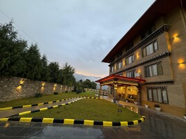Fachada da propriedade
