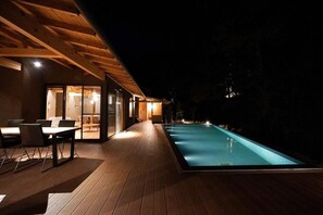 Villa de Luxo, varanda, vista para a piscina | Piscina