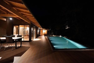 Villa de Luxo, varanda, vista para a piscina | Piscina | 6 piscinas exteriores 