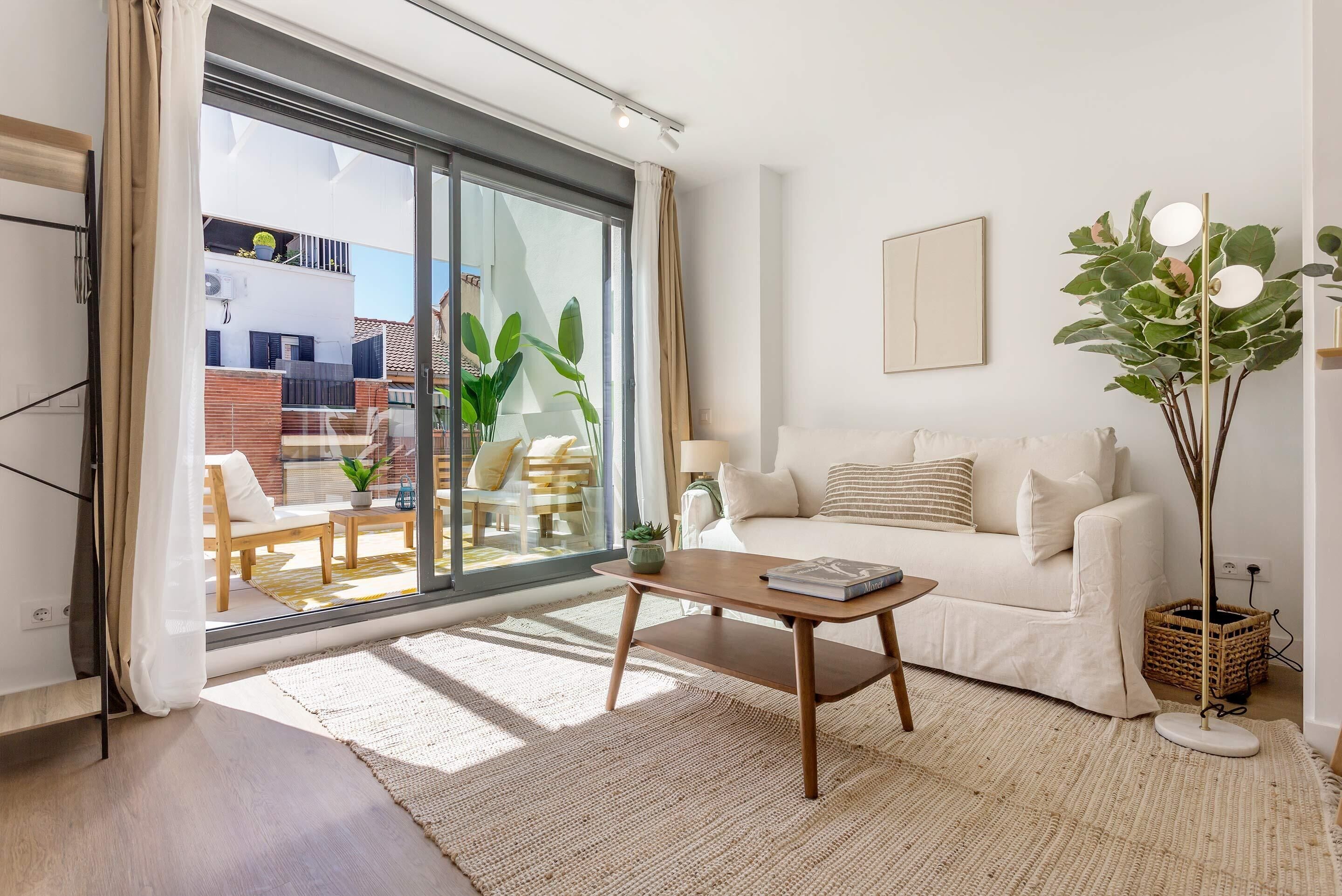 Apartamento (1 Bedroom) | Sala de estar | Smart TV de 52 polegadas com canais digitais 