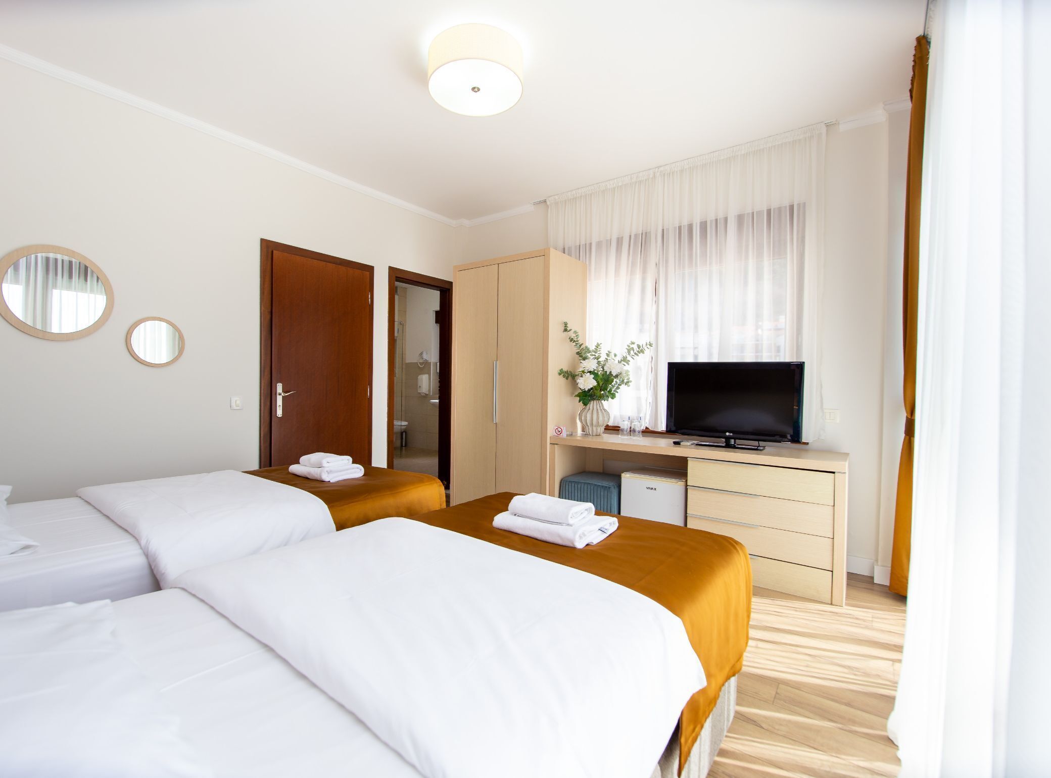 Casa (Two Bedroom Family Suite 106)