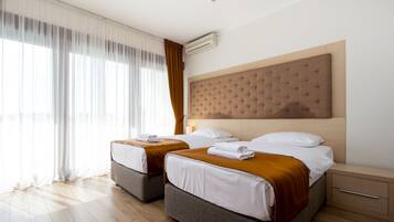 Casa (Two Bedroom Family Suite 106)