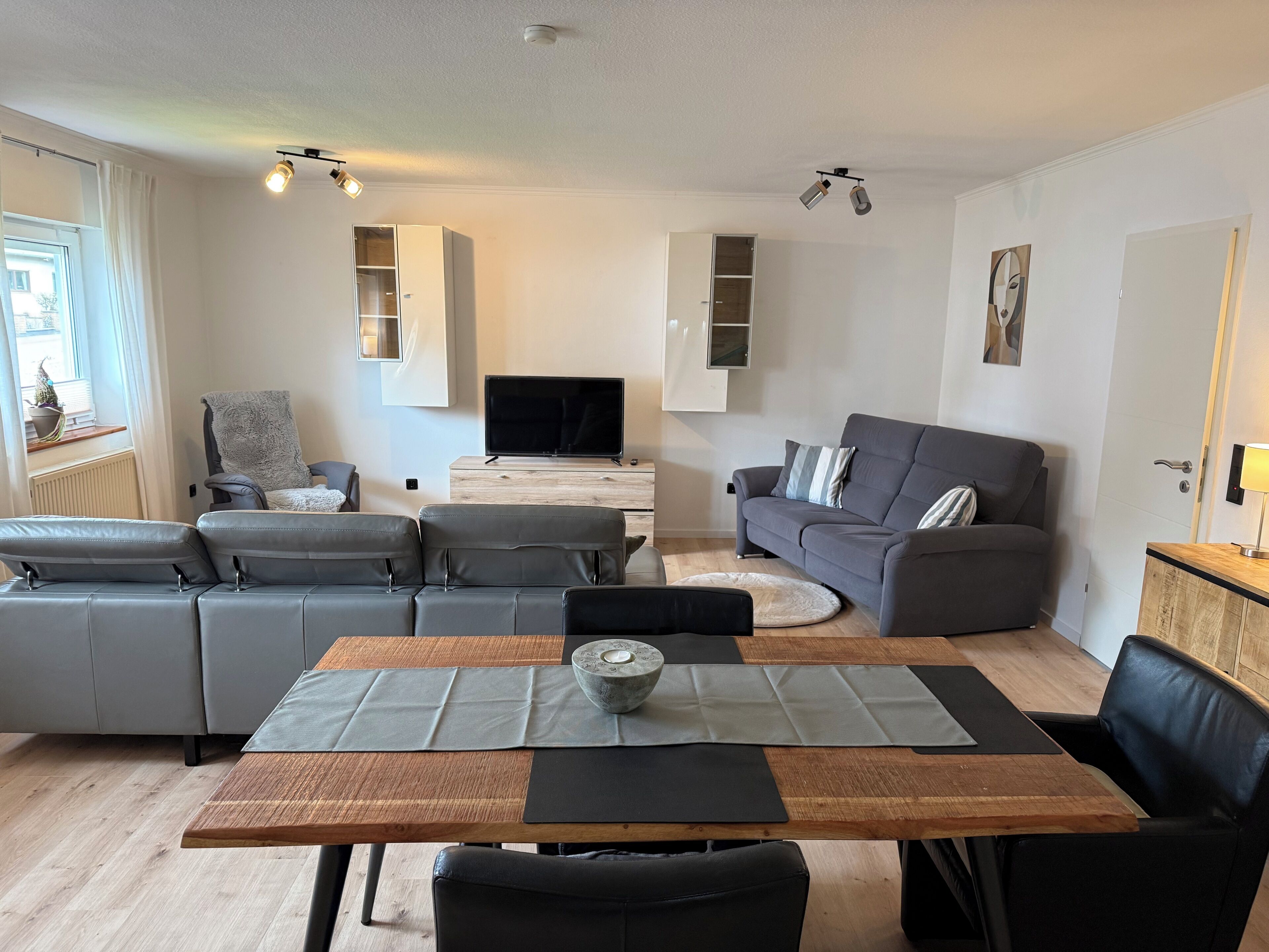 Ferienwohnung, Wohnen Auf Zeit, Firmenwohnung, Berufspendler - Eppelborn