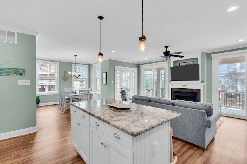 10th Street Beach Block Condo - Ocean City, NJ