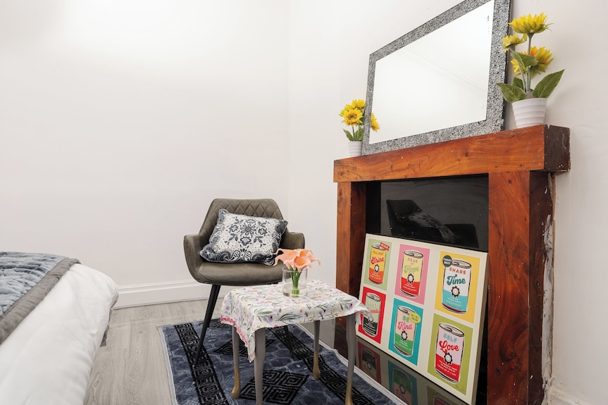 Modern 3-bedroom Home In- Steps From Crown Point - Stockport