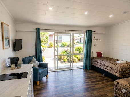 Apartamento, não fumadores, vista para o jardim. Golden Aura Suites