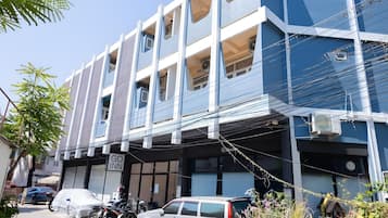 Fachada da propriedade