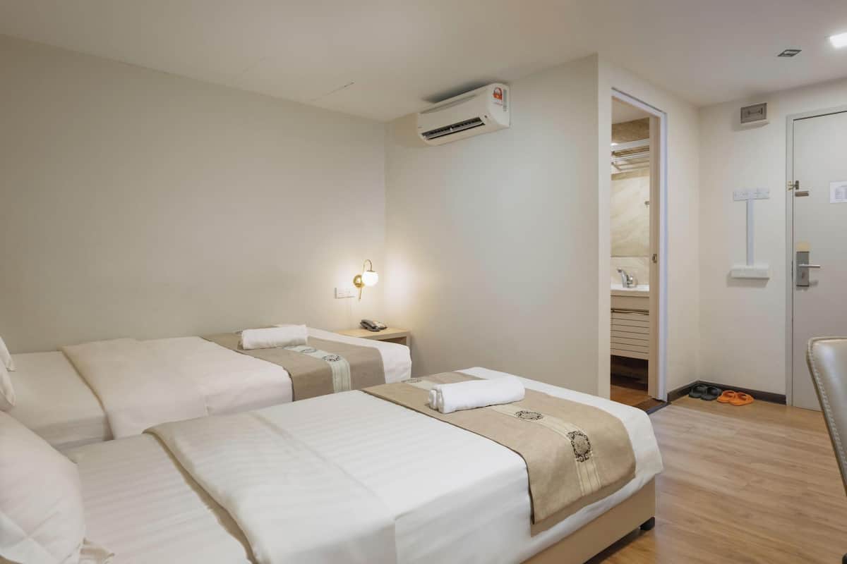Quarto duplo standard, sem janelas | Escrivaninha, espaço de trabalho para notebook, quartos à prova de som