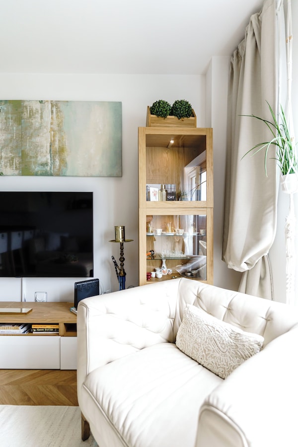 Riverfront Flat - Wales