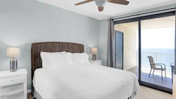 Condo com design assinado, 3 quartos, sacada, vista para a praia