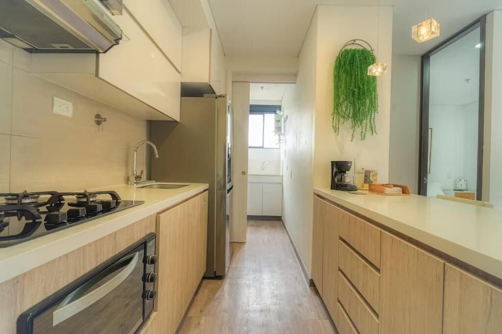 Apartamento, sacada, vista para a cidade | Cozinha privada